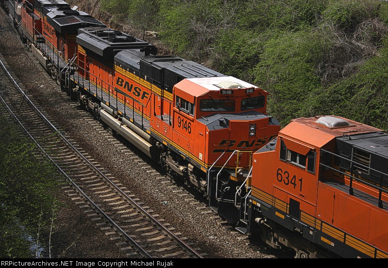 BNSF 9146